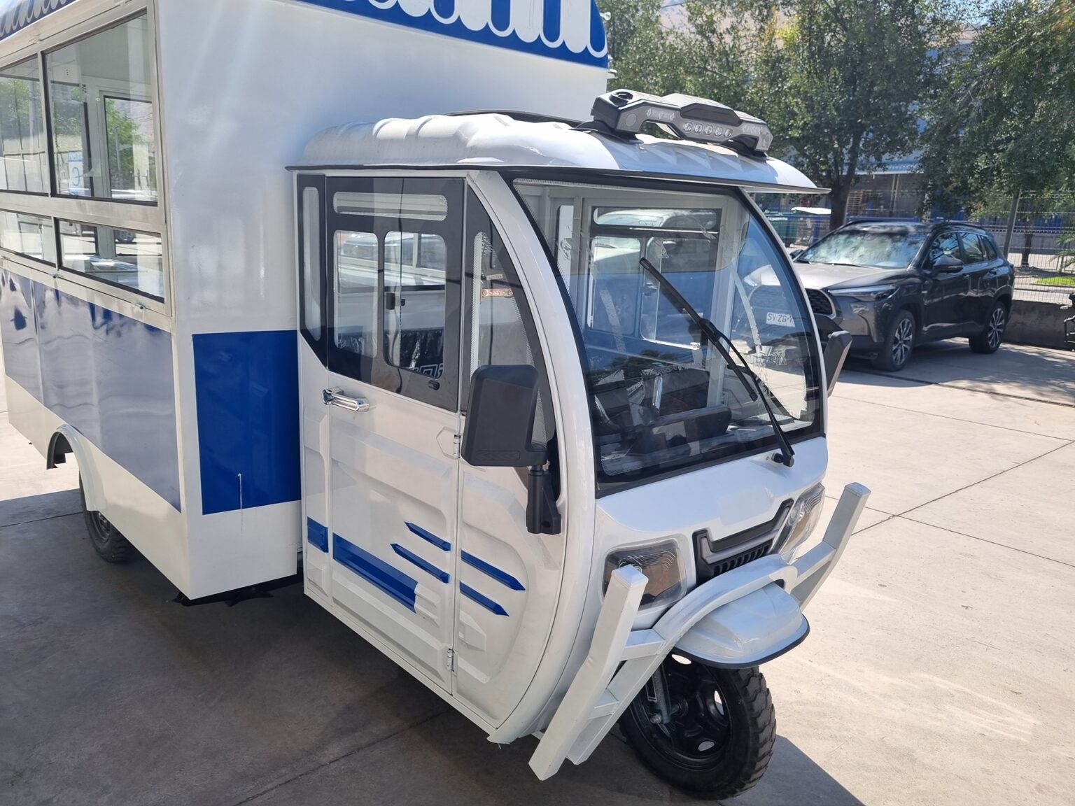 Trimoto Food Truck Modelo 1 - Caamamotos